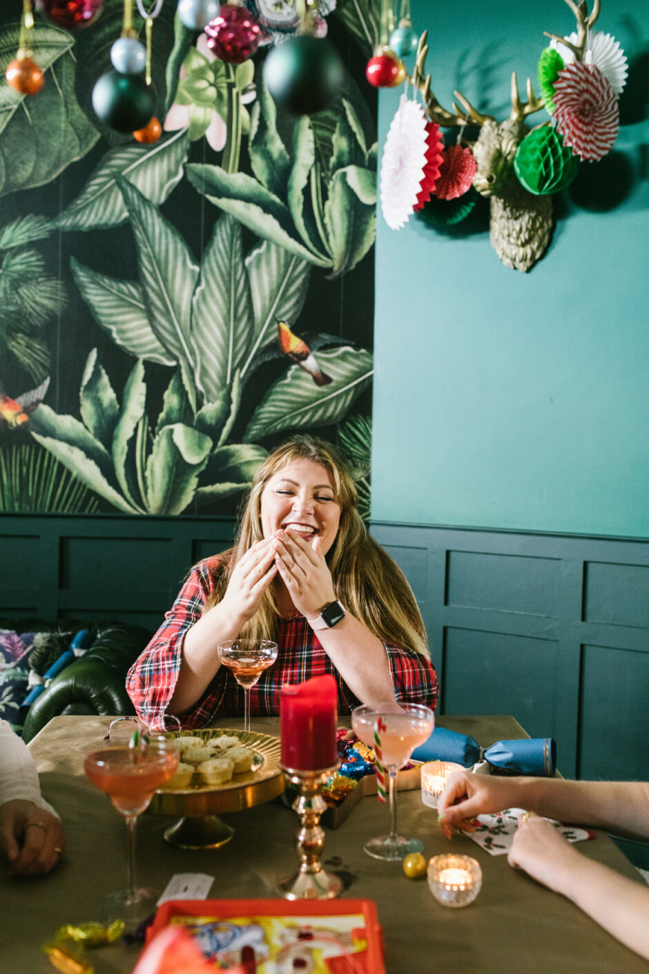 20 Reasons to Celebrate Being Single This Christmas - Zoella